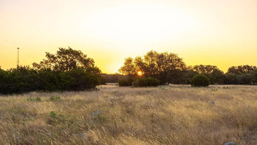 Scattered Oak Ranch | Meek Ranch Sales